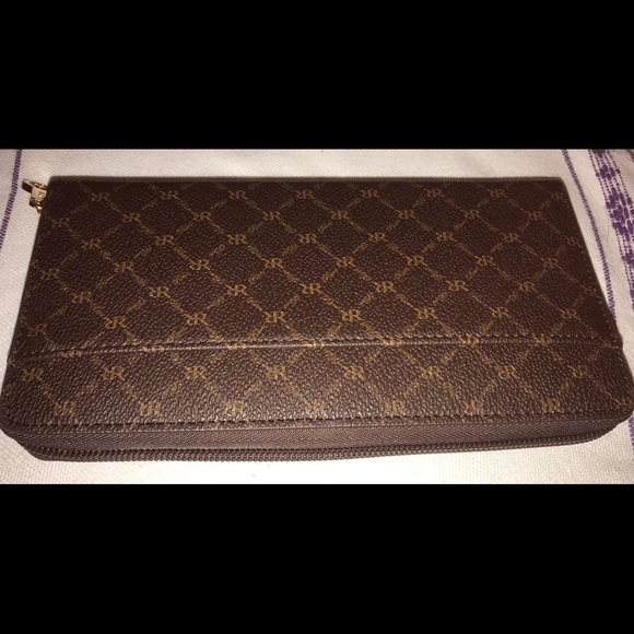 Rioni | Bags | Rr Rioni Button Zip Wallet | Poshmark